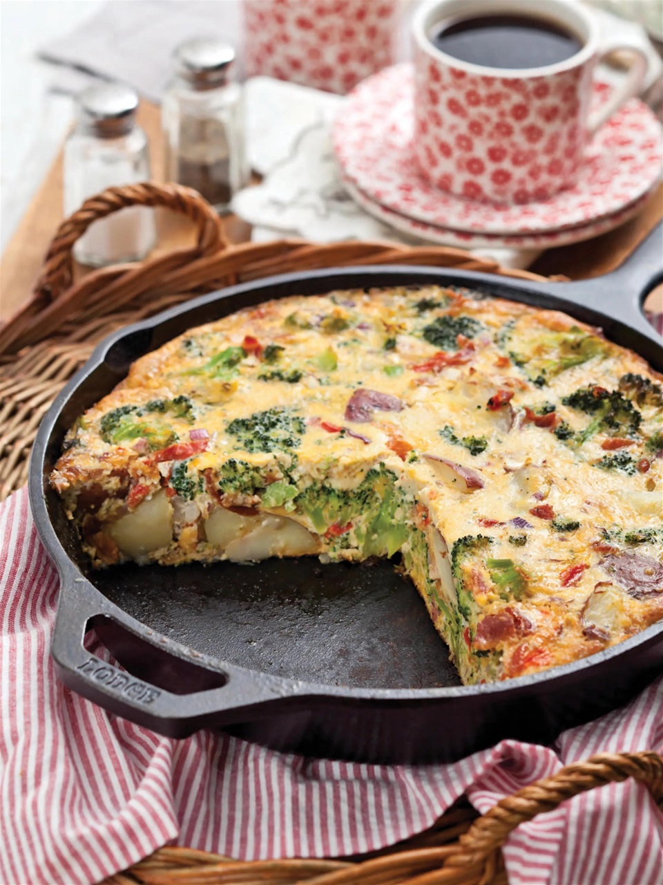 Cooking with Paula Deen Magazine - One-Dish Meals 2018 Special Issue